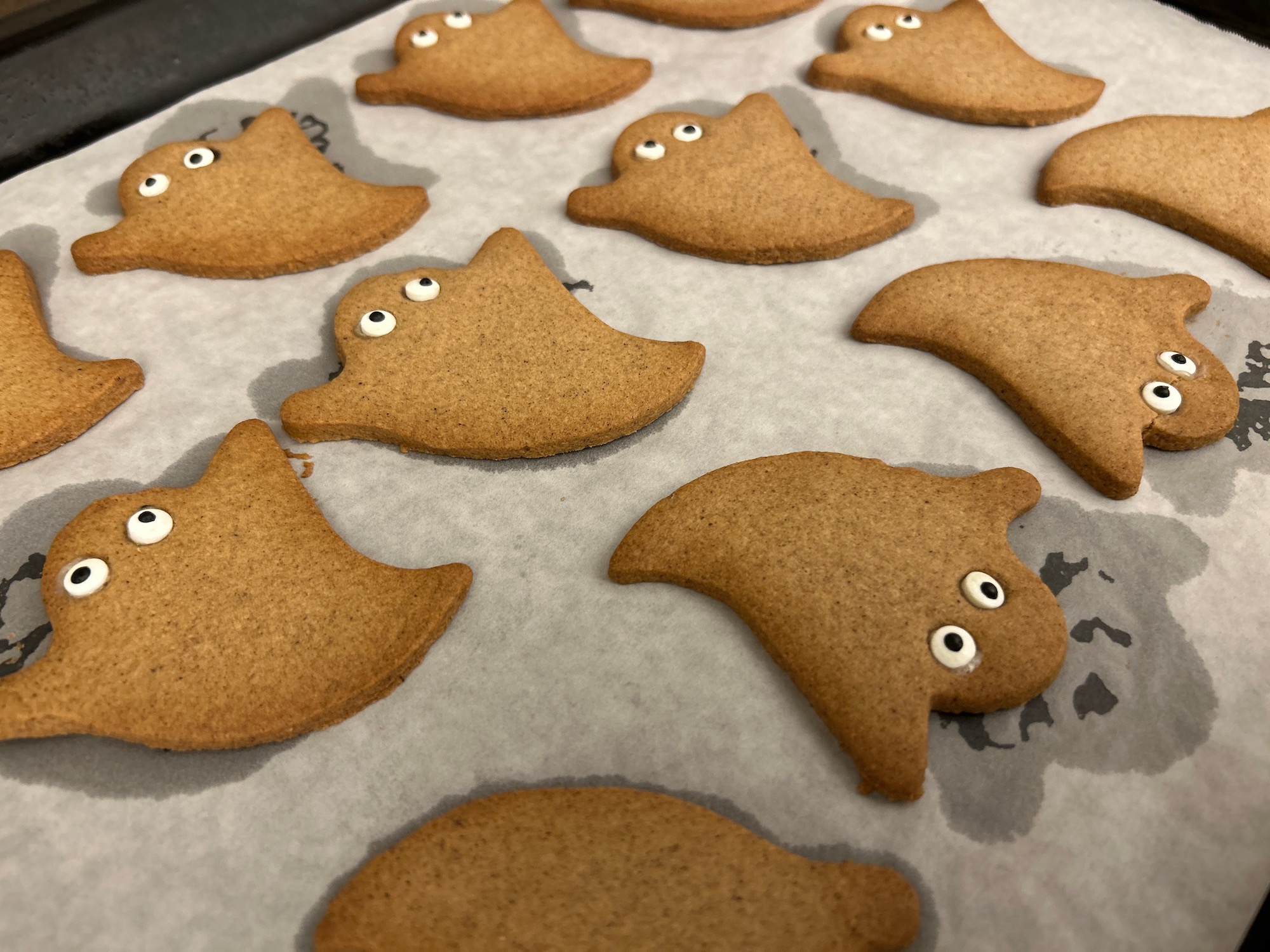 Gingerbread Ghosts-r | SBA's Kitchen @ Home